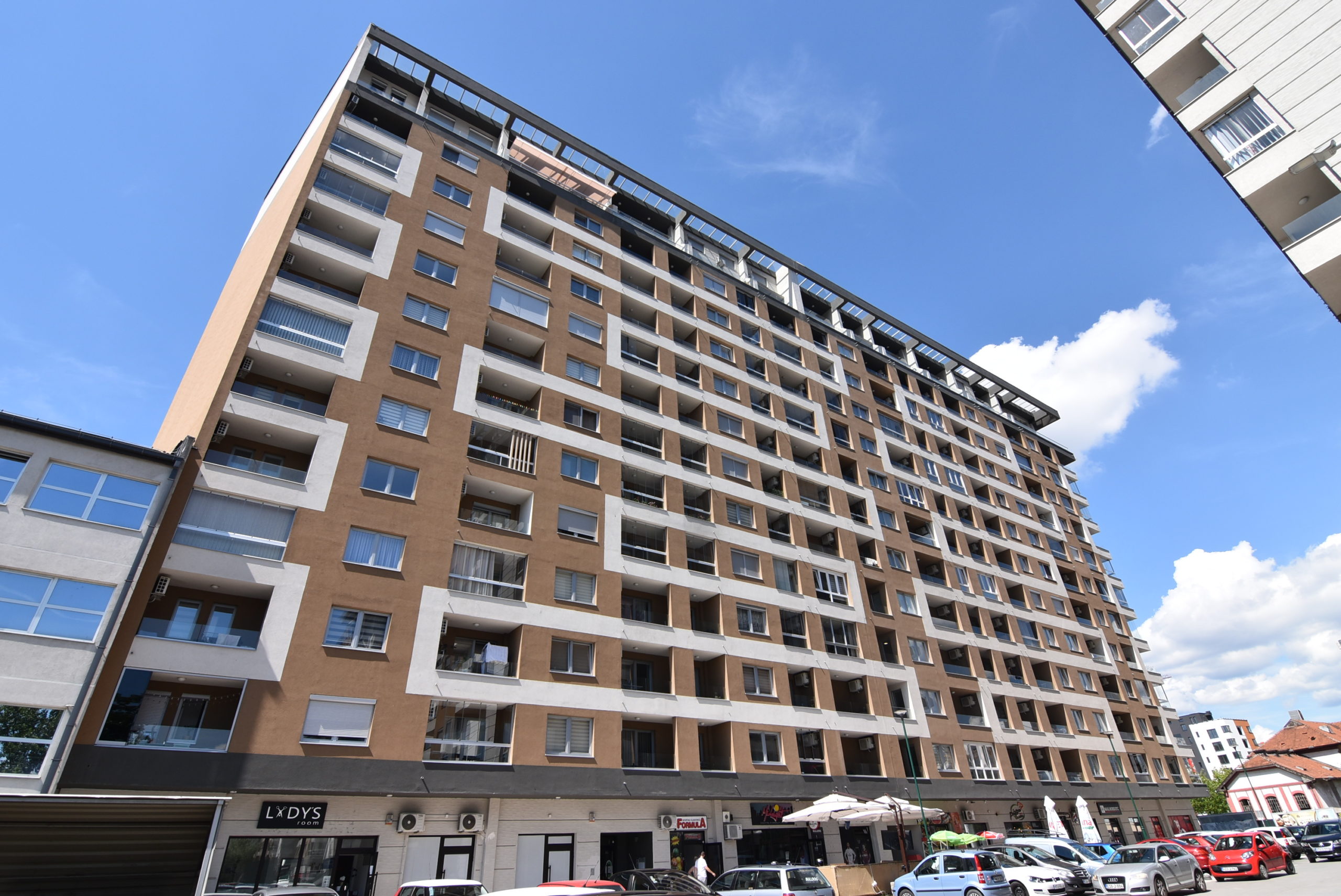 Stanovi – Bauland Nekretnine